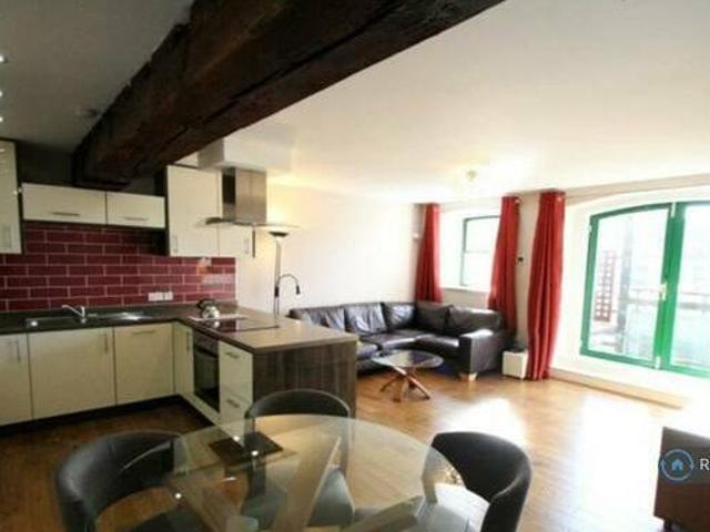2 bedroom flat for rent in Sparrow Wharfe Leeds LS2