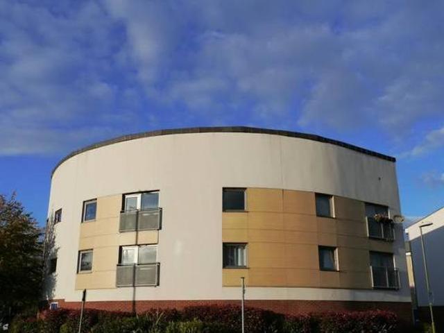 2 bedroom flat for rent in Spectre Court Hatfield AL10