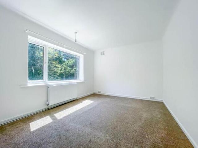 2 bedroom flat for rent in Spencer Road, Bournemouth, Dorset, BH1