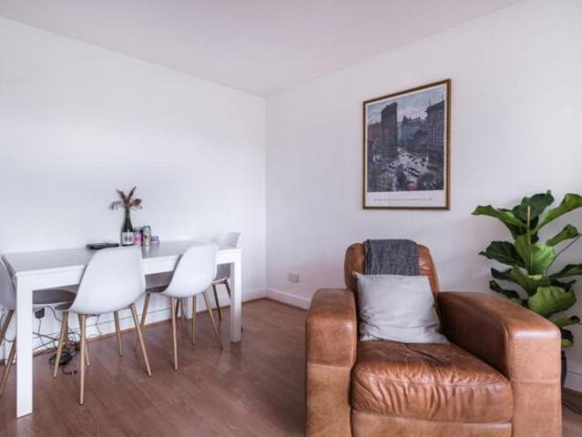2 bedroom flat for rent in Spital Square London E1