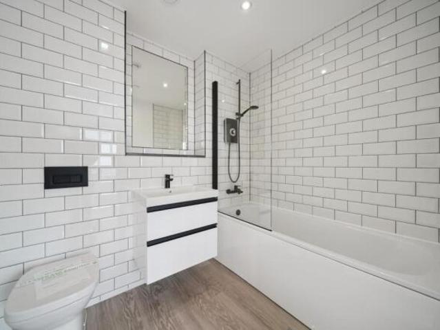 2 bedroom flat for rent in Spinner Court, Flat 5 2, Glasgow City, G5
