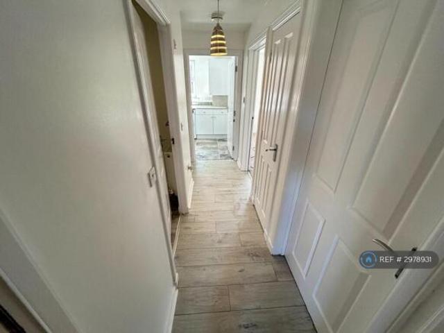 2 bedroom flat for rent in Springfield Gardens, Glasgow, G31