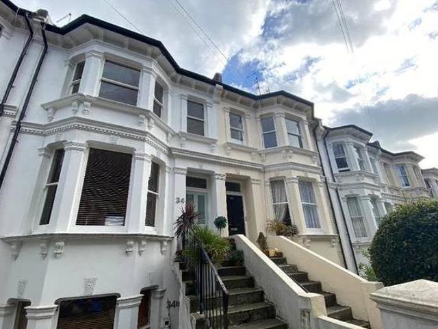2 bedroom flat for rent in Springfield Road Brighton East Sussex BN1 6DE BN1