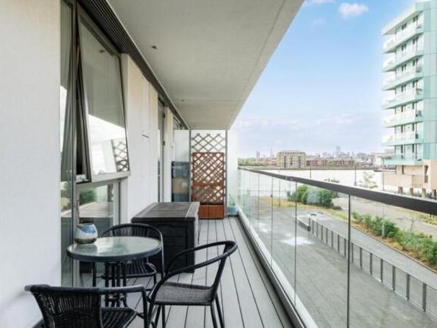 2 bedroom flat for rent in Springham Walk London SE10