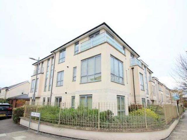 2 bedroom flat for rent in Springhead Parkway Gravesend Kent DA11