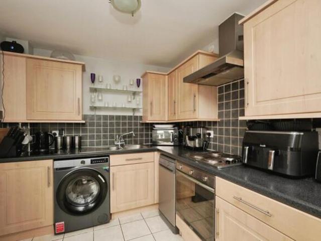 2 bedroom flat for rent in Swaffer Way, Singleton Hill, Ashford, TN23