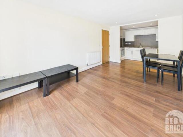 2 bedroom flat for rent in Swan Lane, Stoke, Coventry, CV2