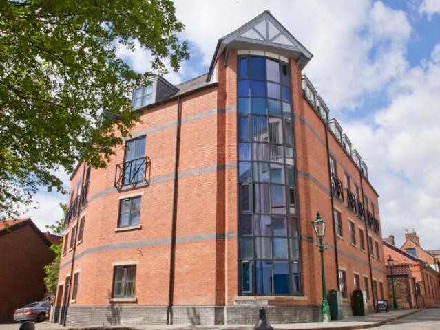 2 bedroom flat for rent in Swan Street, Lincoln, LN2