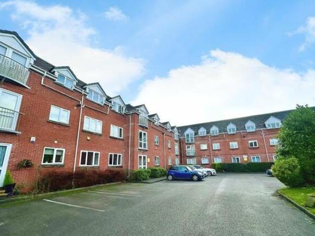 2 Bedroom Flat For Rent In Swinton, Manchester