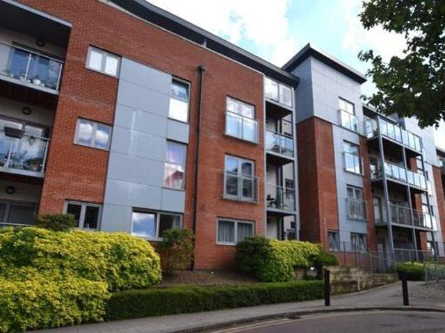 2 Bedroom Flat For Rent In St Albans