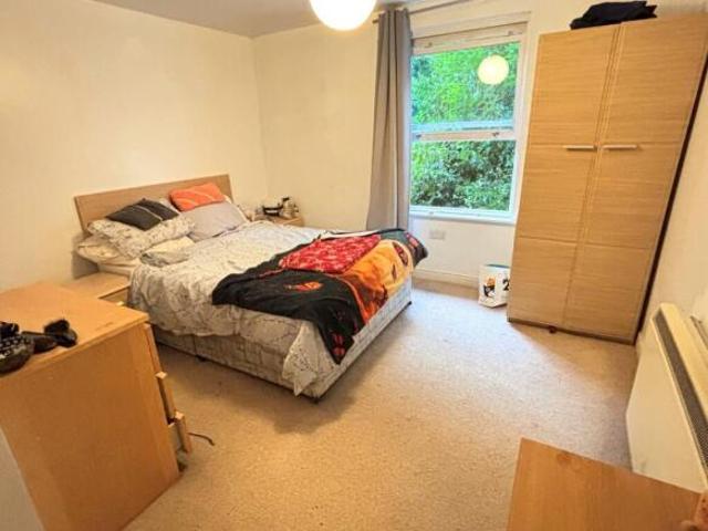 2 bedroom flat for rent in St. Andrews Close, Canterbury, Kent, CT1