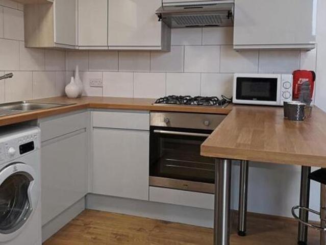 2 bedroom flat for rent in St. Andrews Road, Southsea, Hampshire, PO5
