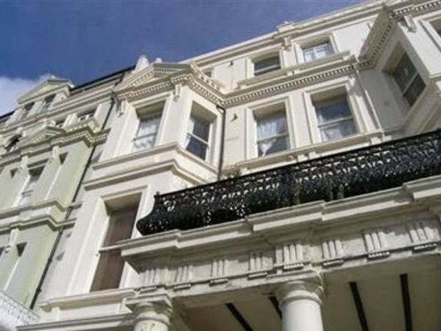 2 bedroom flat for rent in St Aubyn s Gardens BN3