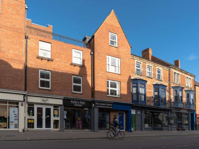2 bedroom Flat for rent in St. Clements Street, Oxford, OX4 1AB