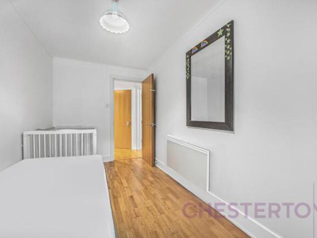 2 bedroom flat for rent in St. Davids Square, Cubitt Town, E14