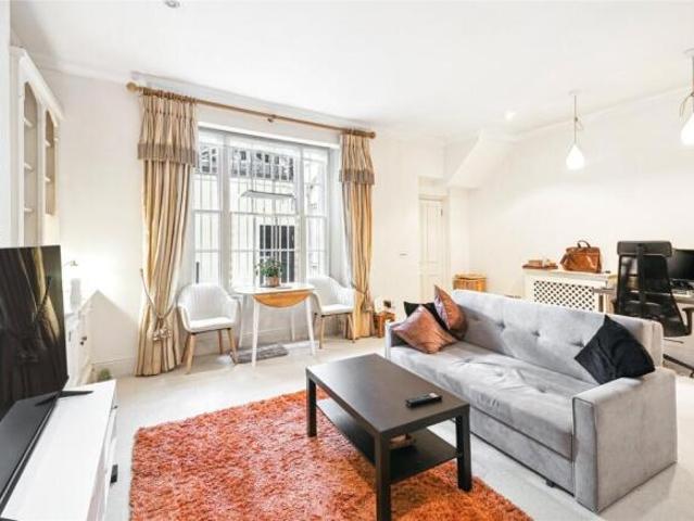 2 bedroom flat for rent in St Georges Square, Pimlico, SW1V