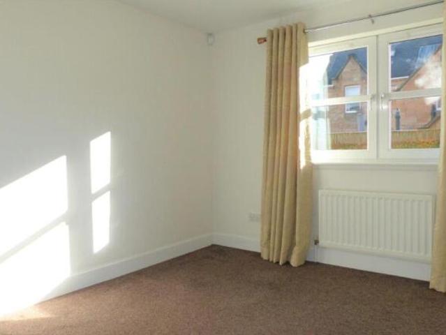 2 bedroom flat for rent in St Helens Gardens, Langside, Glasgow, G41