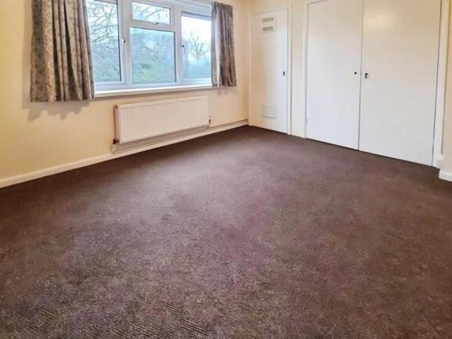 2 bedroom flat for rent in St. James Close, Southampton, SO15