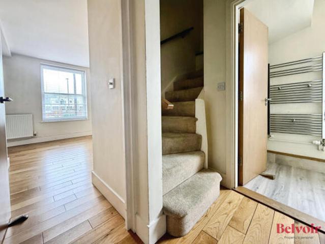 2 bedroom flat for rent in St James St, Cheltenham, GL52