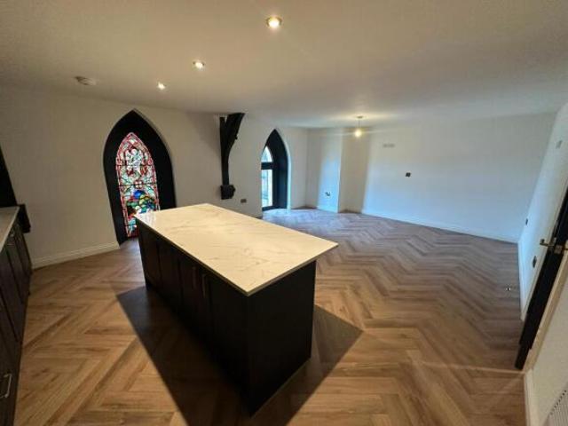 2 bedroom flat for rent in St. Johns Place, Liverpool, L22