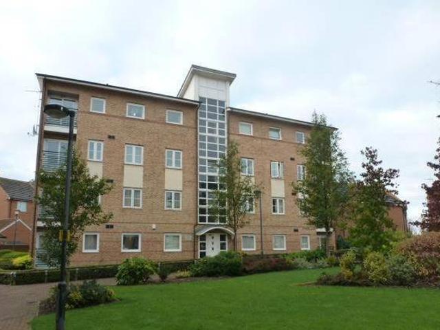 2 bedroom flat for rent in St Josephs Green Welwyn Garden City AL7