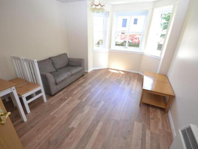 2 bedroom flat for rent in St Leonards Lane, Newington, Edinburgh, EH8