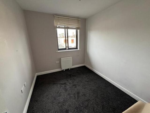 2 bedroom flat for rent in St Marys Lane, Upminster, RM14