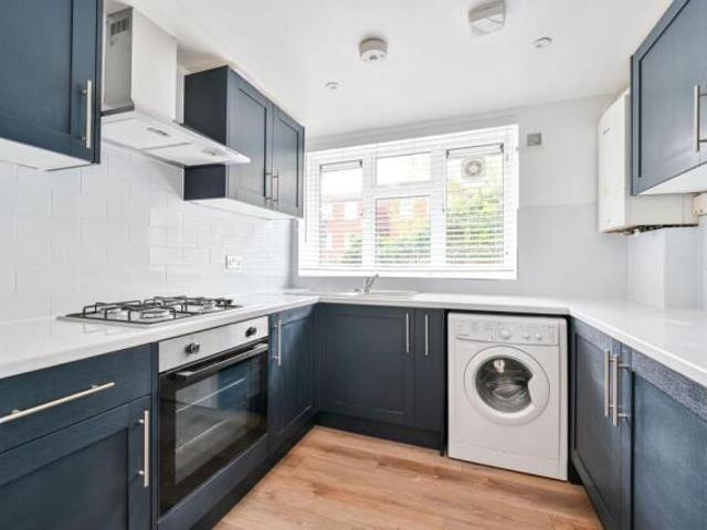 2 bedroom flat for rent in St Marys Road, Nunhead, London, SE15