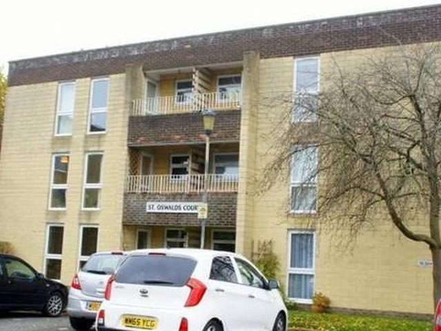 2 bedroom flat for rent in St Oswalds Court Redland Bristol BS6 7HX BS6