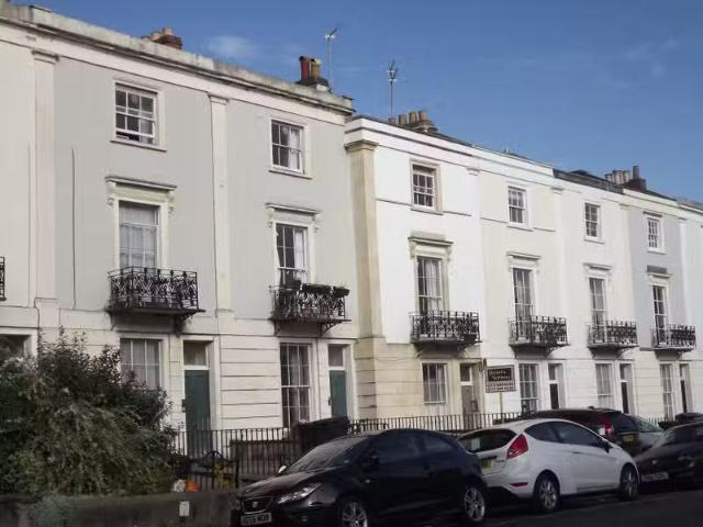 2 bedroom flat for rent in St Pauls Road, Clifton, BS8