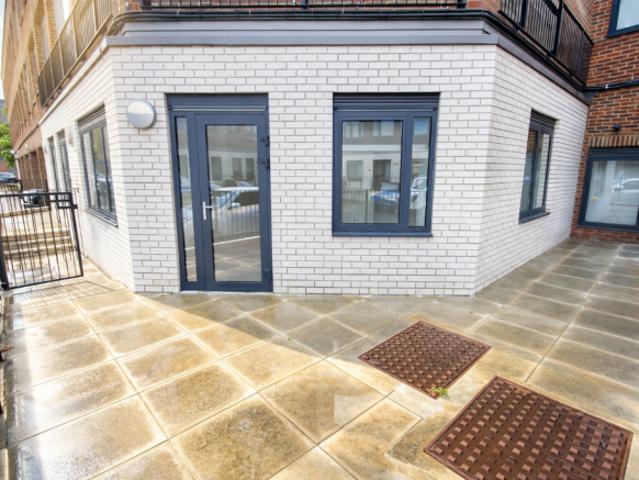 2 bedroom flat for rent in St. Peters Street, Bedford, Bedfordshire, MK40