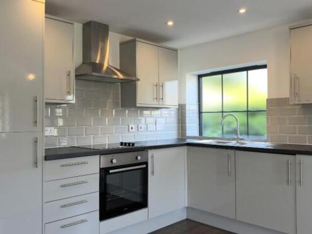 2 bedroom flat for rent in St Radigunds Road, Dover, CT17 0XH, CT17