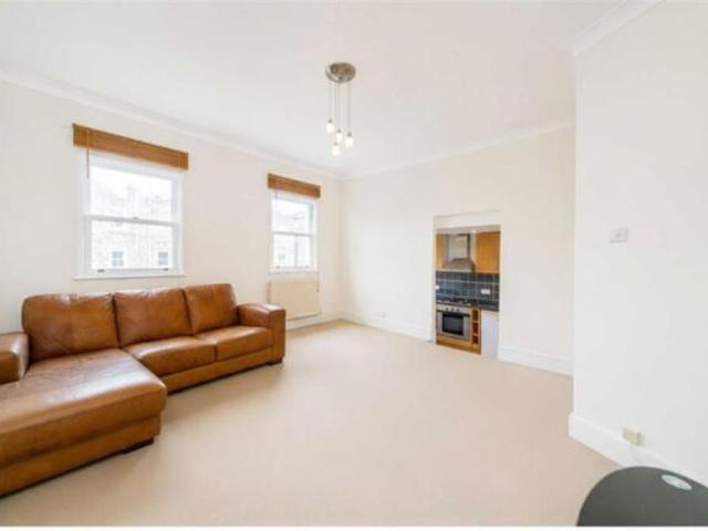 2 bedroom flat for rent in St. Stephens Avenue, W12