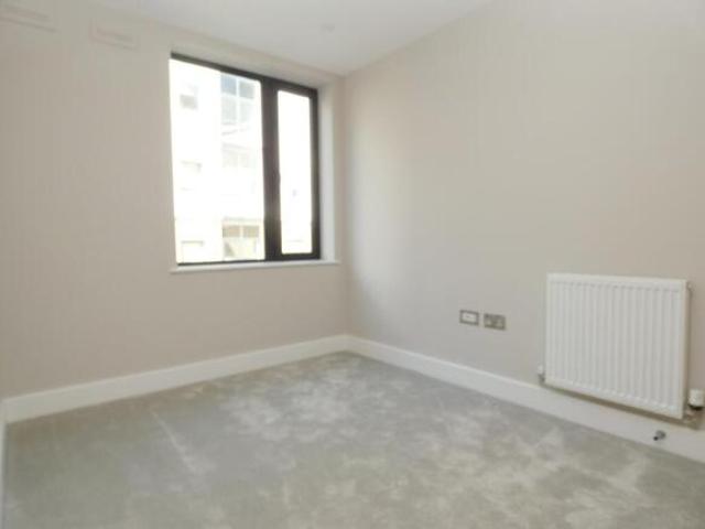 2 bedroom flat for rent in Stour Street, Canterbury, Kent, CT1
