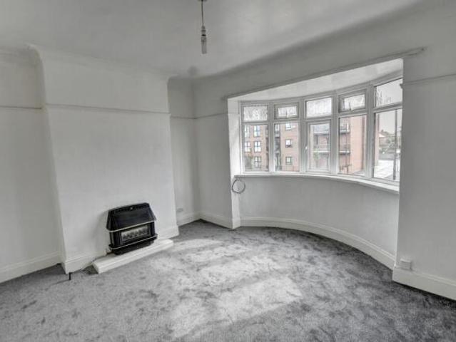 2 bedroom flat for rent in Station Road, Fulwell, SR6