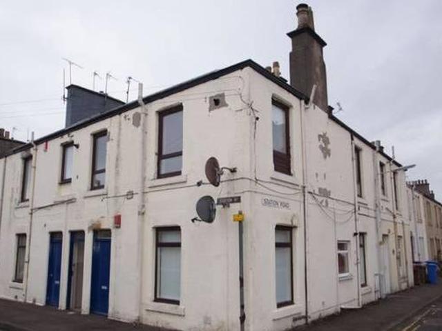 2 bedroom flat for rent in Station Road Leven KY8