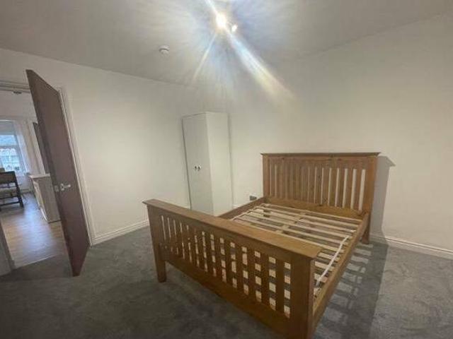 2 bedroom flat for rent in Station Road UxbridgeUB8