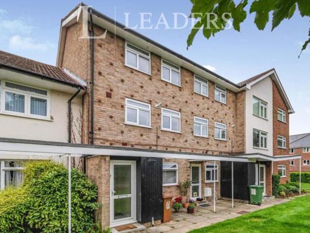 2 bedroom flat for rent in Stanley Court, Stanley Road, SM2