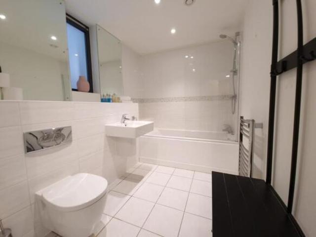 2 bedroom flat for rent in Steamship House, Gas Ferry Road, Bristol, BS1