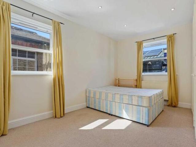 2 bedroom flat for rent in Stephendale Road, Sands End, Fulham, SW6 2PR, SW6