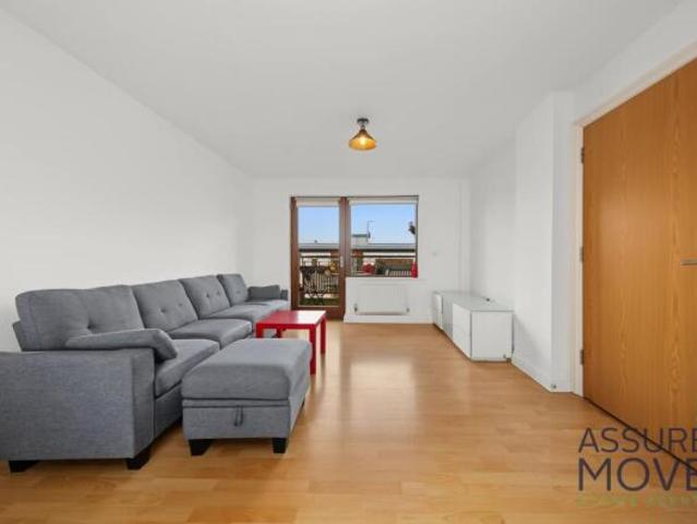 2 bedroom flat for rent in Stephenson Close, London, E3