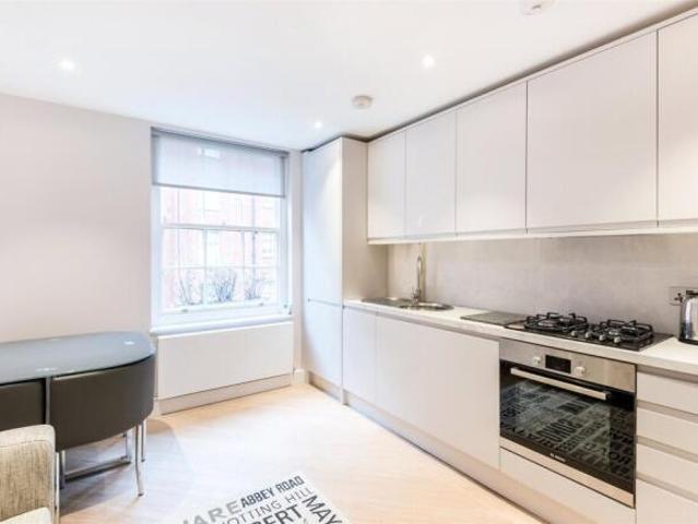 2 bedroom flat for rent in Stirling Court, Tavistock Street, London, WC2E