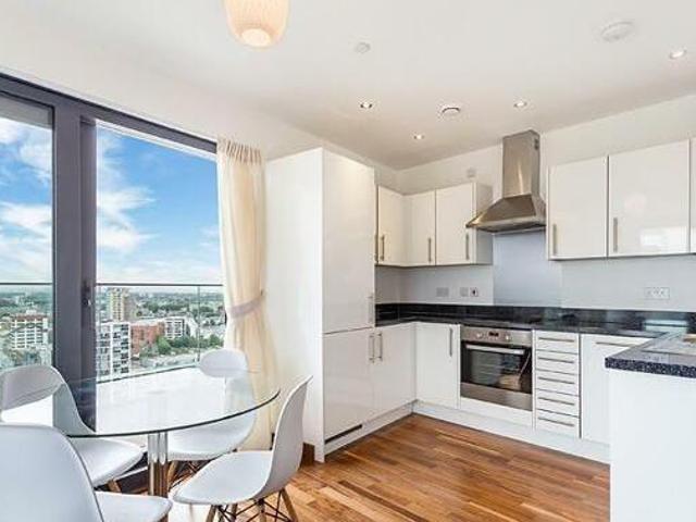2 Bedroom Flat For Rent In Stratford, London