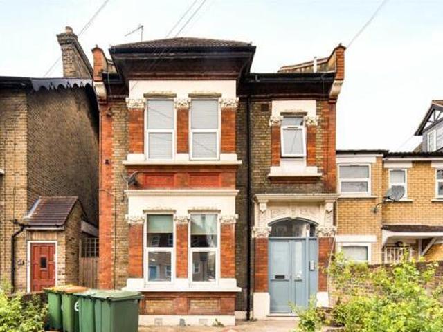 2 Bedroom Flat For Rent In Stratford, London