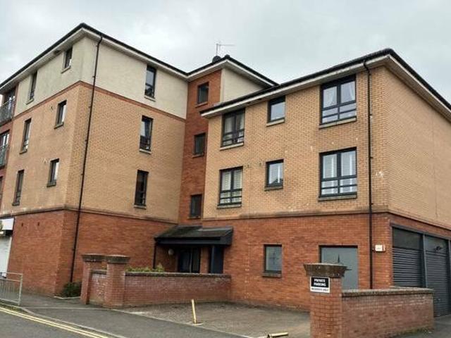 2 bedroom flat for rent in Strathcona Drive Anniesland G13