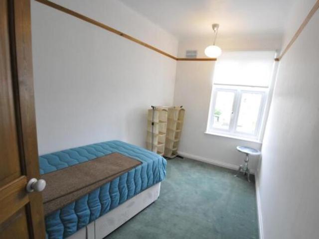 2 bedroom flat for rent in Stratheden Parade, Blackheath, SE3
