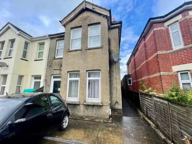 2 bedroom flat for rent in Student Two Double Bedroom, Winton.