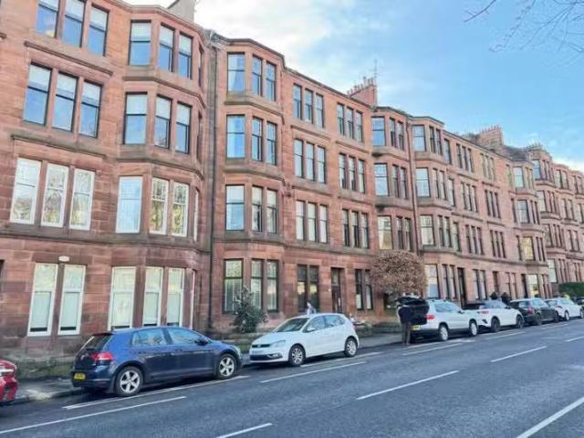 2 bedroom flat for rent in Stunning 2 Bed Furnished @ Hyndland.