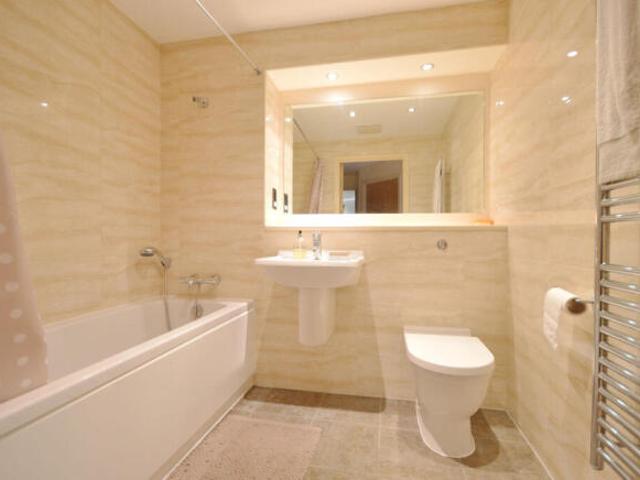 2 bedroom flat for rent in Stylus House, Shadwell, E1 0EG, E1