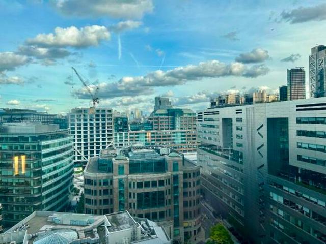 2 bedroom flat for rent in Sun Street, Hackney, London, EC2A